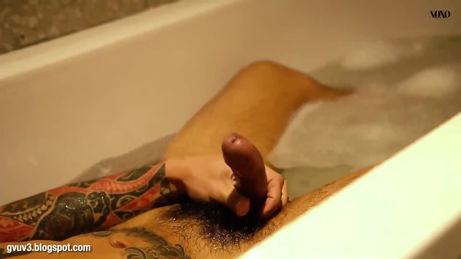 Thai Model Cums In Bathtub