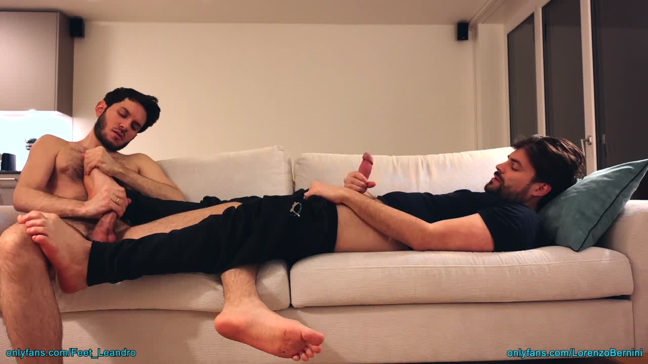 Massaging My Friends Feet And Jerking Off Together