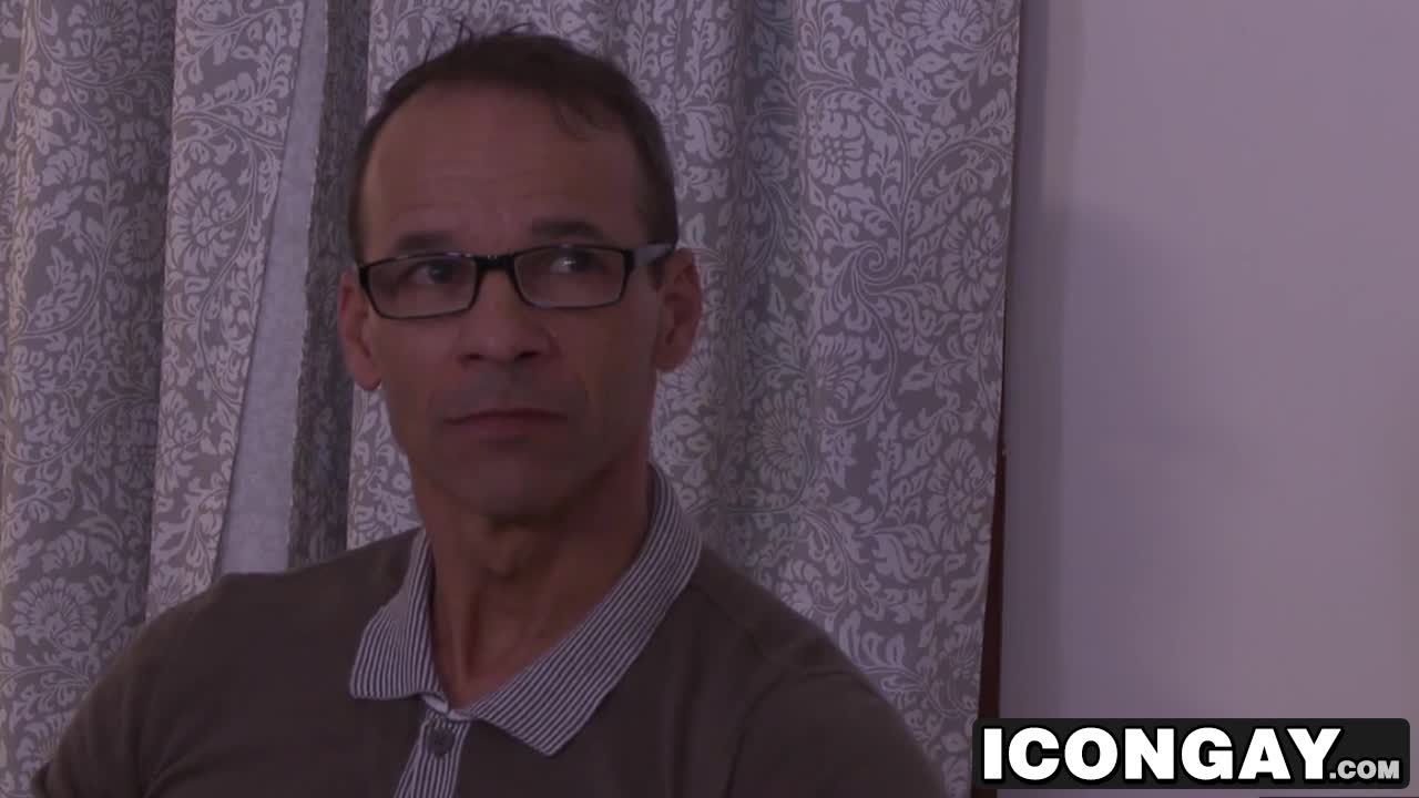 Dilf Rodney Steele And Twink Troy Accola Swap Sex Skills