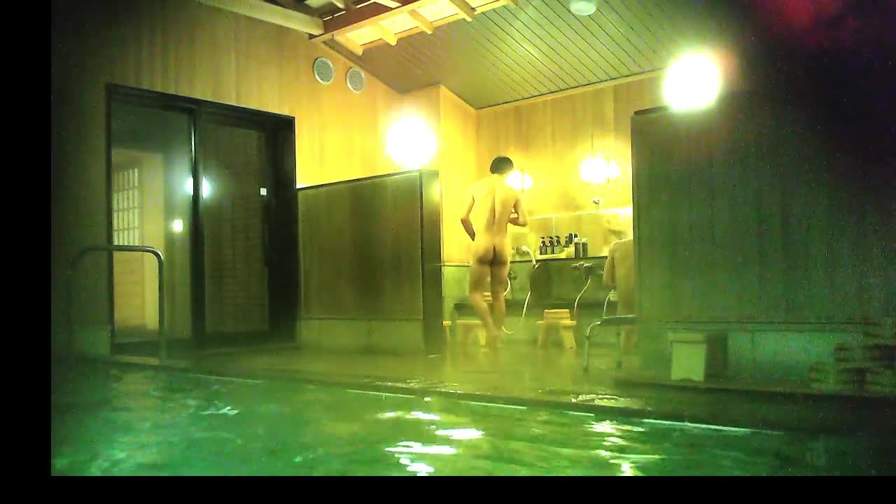 What I Love In Japan No Modesty Between Men