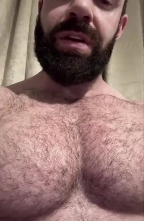 Muscle Daddy Shows Off His Strong Chest ️