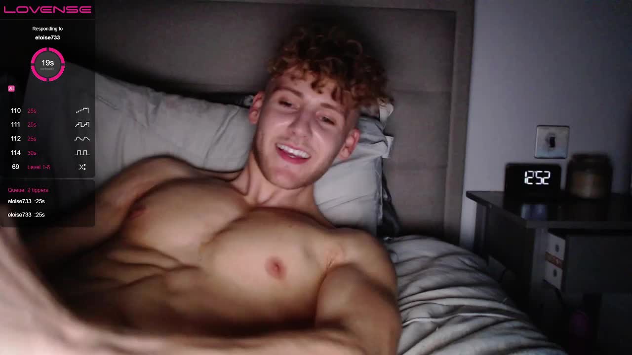 Alex Cums On Cam