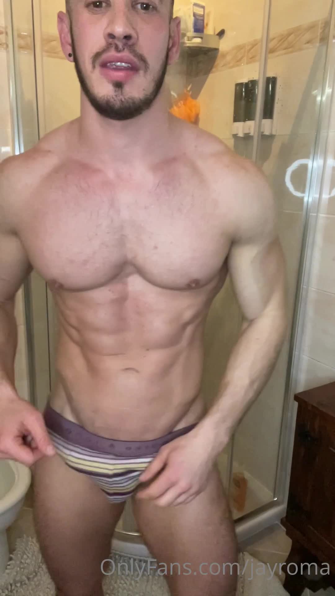 Muscle Jay Sexy Hunk