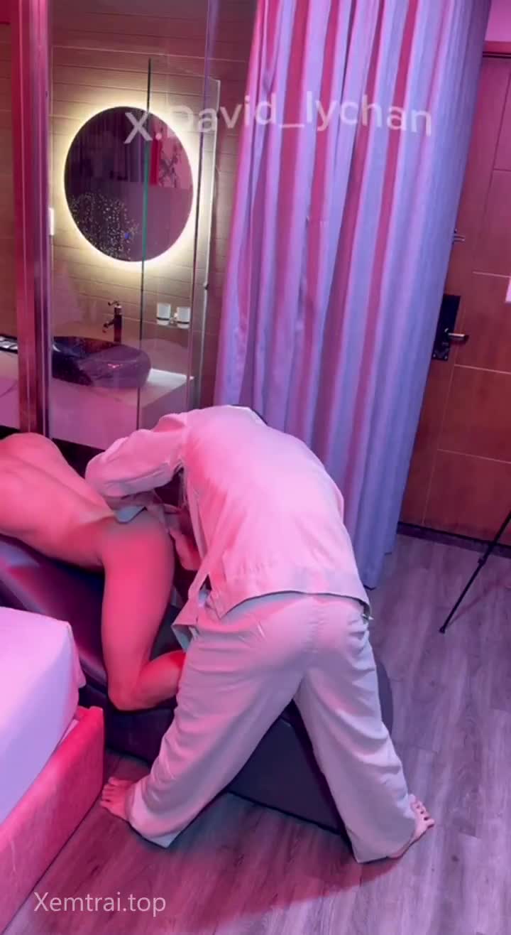 Anh Thợ điện May Mắn
