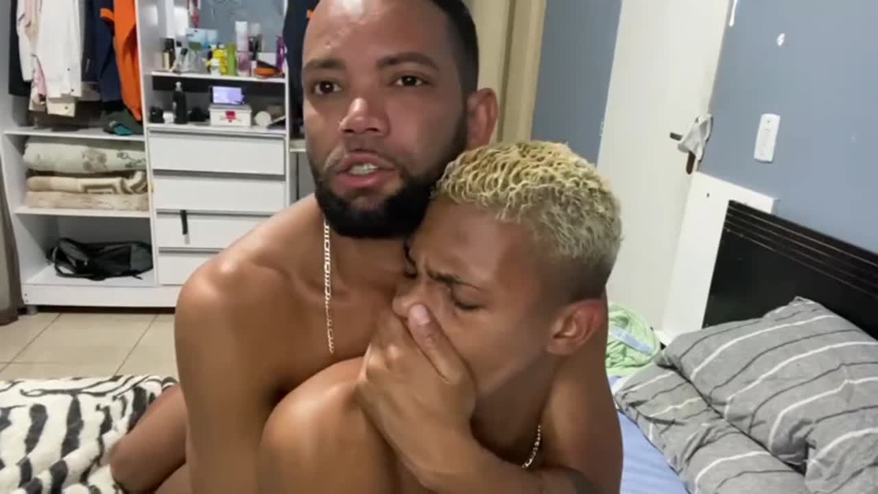 Fudendo Com O Novinho Da Favela